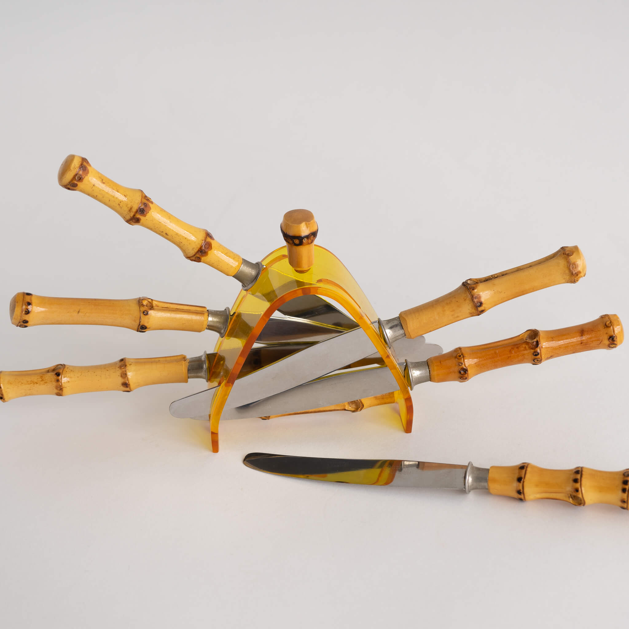 Vintage Bamboo Service Knife Set – The Vintage Advisor