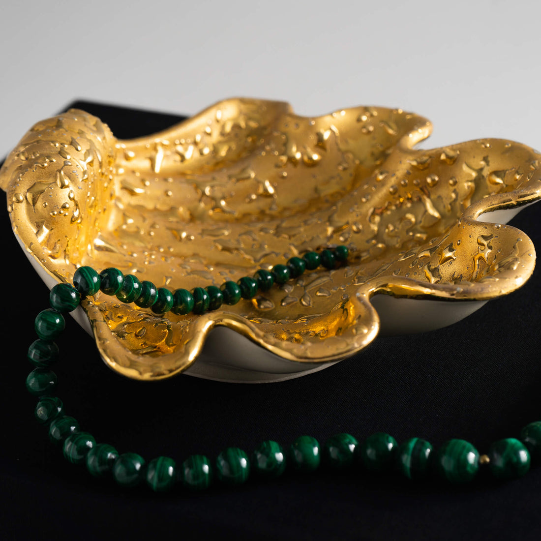 Mid-Century 22K Gold Painted Shell – The Vintage Advisor